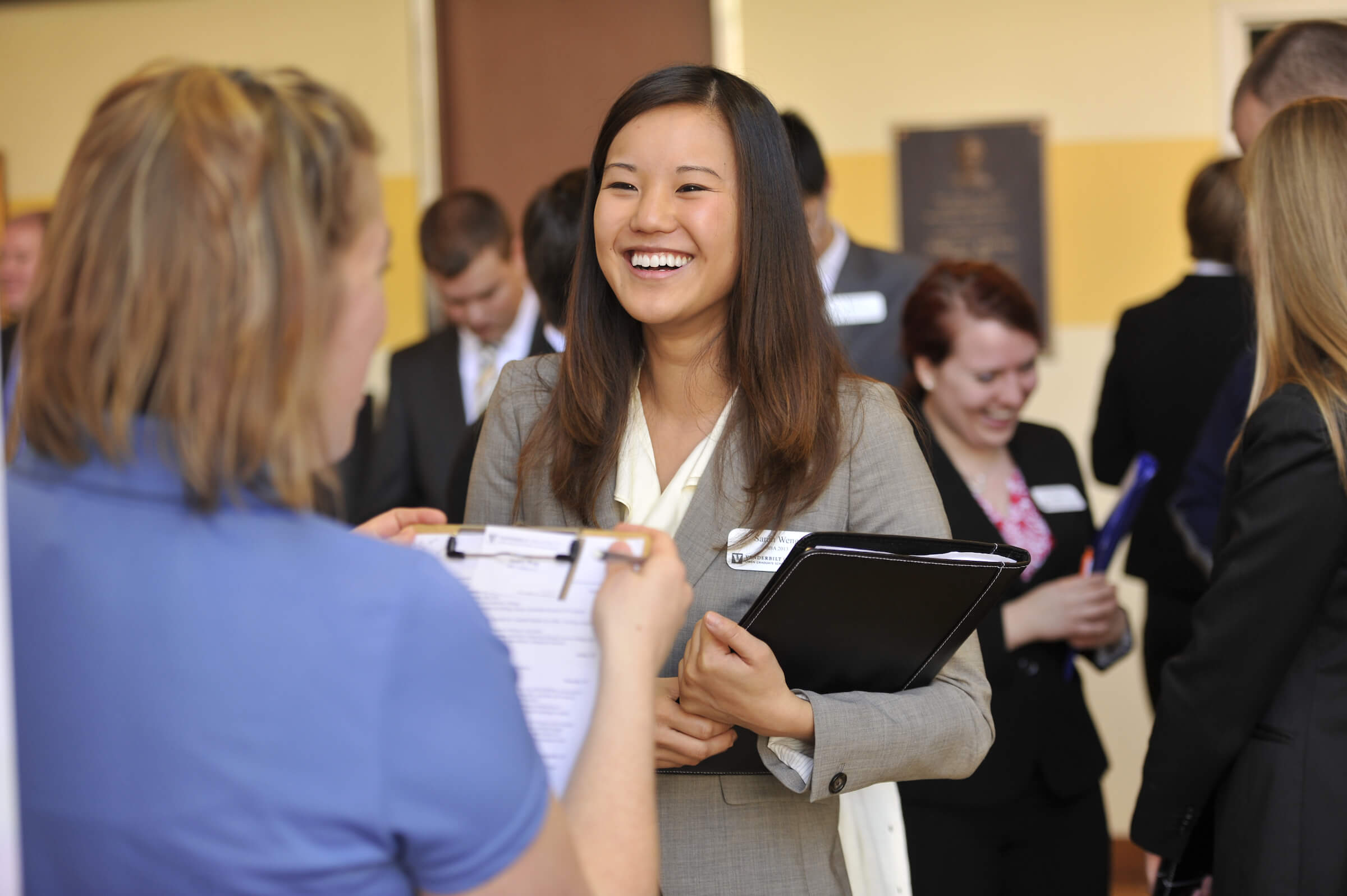 Learn How to Navigate MBA Fairs - Vanderbilt Business School Learn How to Navigate MBA Fairs - Vanderbilt Business School