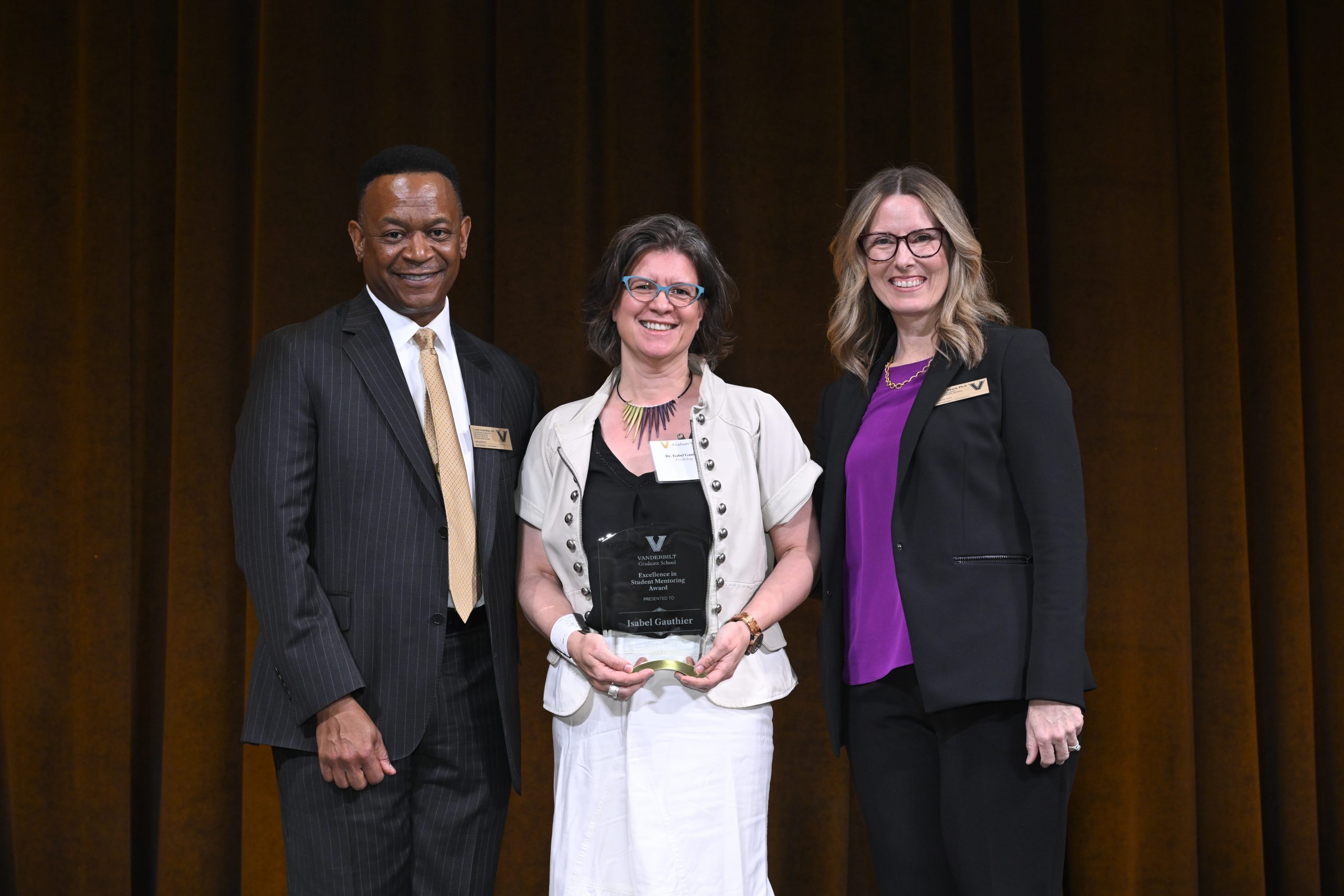 Graduate School recognizes excellence among students, faculty at Honors ...