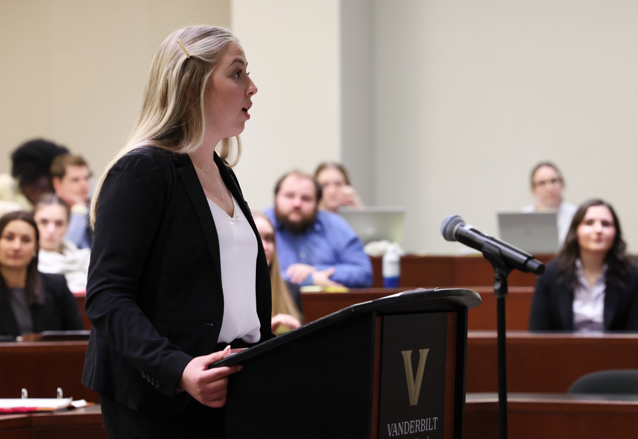 Ellen Ward ’24 and Samantha Paradela ’24 win 2023 Bass Berry & Sims ...